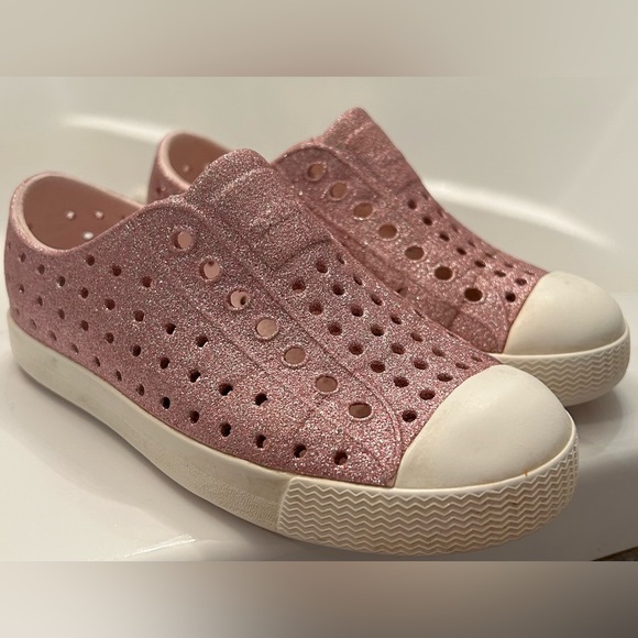Native | Shoes | Native Jefferson Shoes Kids Sz 1 Pink Glitter Bling ...